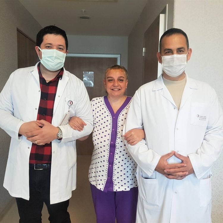 Prof. Dr. Doğa GÜRKANLAR – Yakın Doğu Üniversitesi Hastanesi